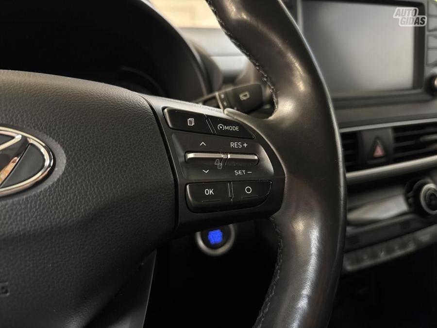 Yellow Hyundai Kona 2018 in Vilnius, with an engine capacity of 1.00 L and mileage of 40 thousand km for 12000 €, photo 17 on AUTOMOTO.COM.LV