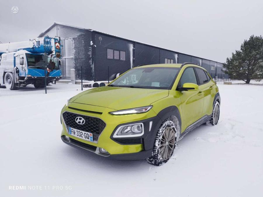 Yellow Hyundai Kona 2021 in Klaipeda, with an engine capacity of 1.60 L and mileage of 72 thousand km for 10900 €, photo 3 on AUTOMOTO.COM.LV