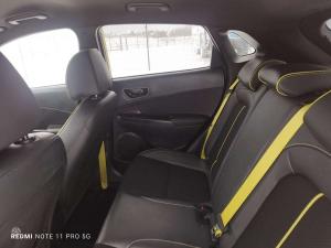 Yellow Hyundai Kona 2021 in Klaipeda, with an engine capacity of 1.60 L and mileage of 72 thousand km for 10900 €, photo 25 on AUTOMOTO.COM.LV