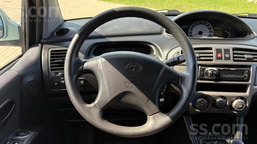 Blue Hyundai Matrix 2003 in Liepaja, with an engine capacity of 1.60 L and mileage of 146 thousand km for 975 €, photo 13 on AUTOMOTO.COM.LV