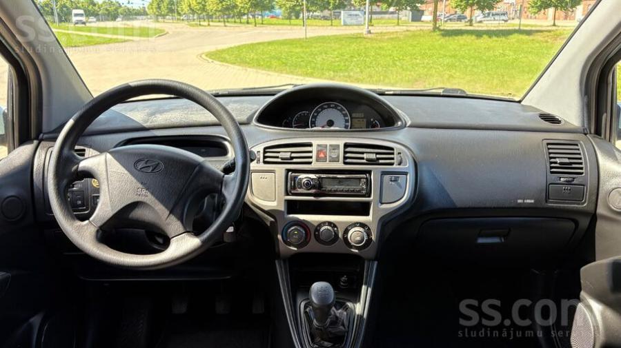 Blue Hyundai Matrix 2003 in Liepaja, with an engine capacity of 1.60 L and mileage of 146 thousand km for 975 €, photo 15 on AUTOMOTO.COM.LV