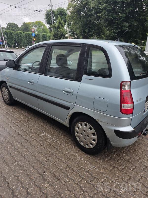 Zils Hyundai Matrix 2008 Rīga, ar dzinēja tilpumu 1.60 L un nobraukumu 157 tūkst. km par 1000 €, foto 4 vietnē AUTOMOTO.COM.LV