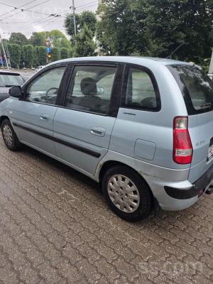 Zils Hyundai Matrix 2008 Rīga, ar dzinēja tilpumu 1.60 L un nobraukumu 157 tūkst. km par 1000 €, foto 5 vietnē AUTOMOTO.COM.LV