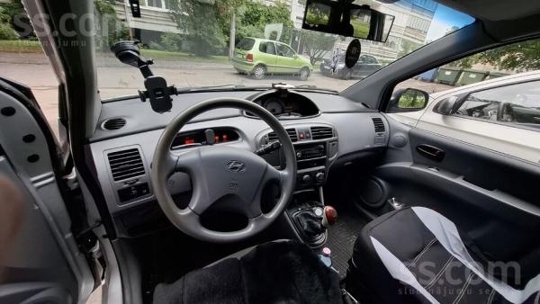 Grey Hyundai Matrix 2007 in Riga, with an engine capacity of 1.60 L and mileage of 95 thousand km for 800 €, photo 3 on AUTOMOTO.COM.LV