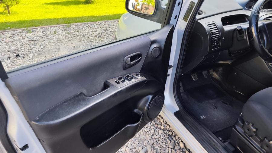 Hyundai Matrix 2003 in Marijampole, with an engine capacity of 1.50 L and mileage of 292 thousand km for 450 €, photo 14 on AUTOMOTO.COM.LV