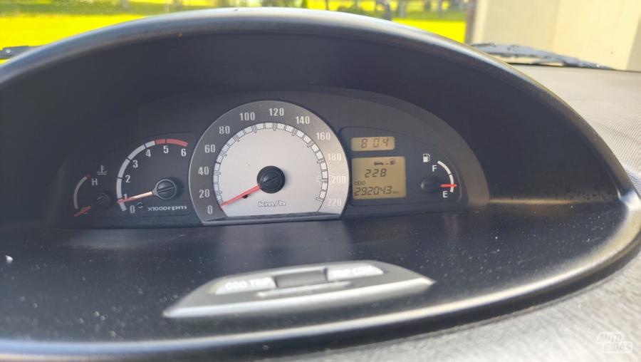 Hyundai Matrix 2003 in Marijampole, with an engine capacity of 1.50 L and mileage of 292 thousand km for 450 €, photo 16 on AUTOMOTO.COM.LV