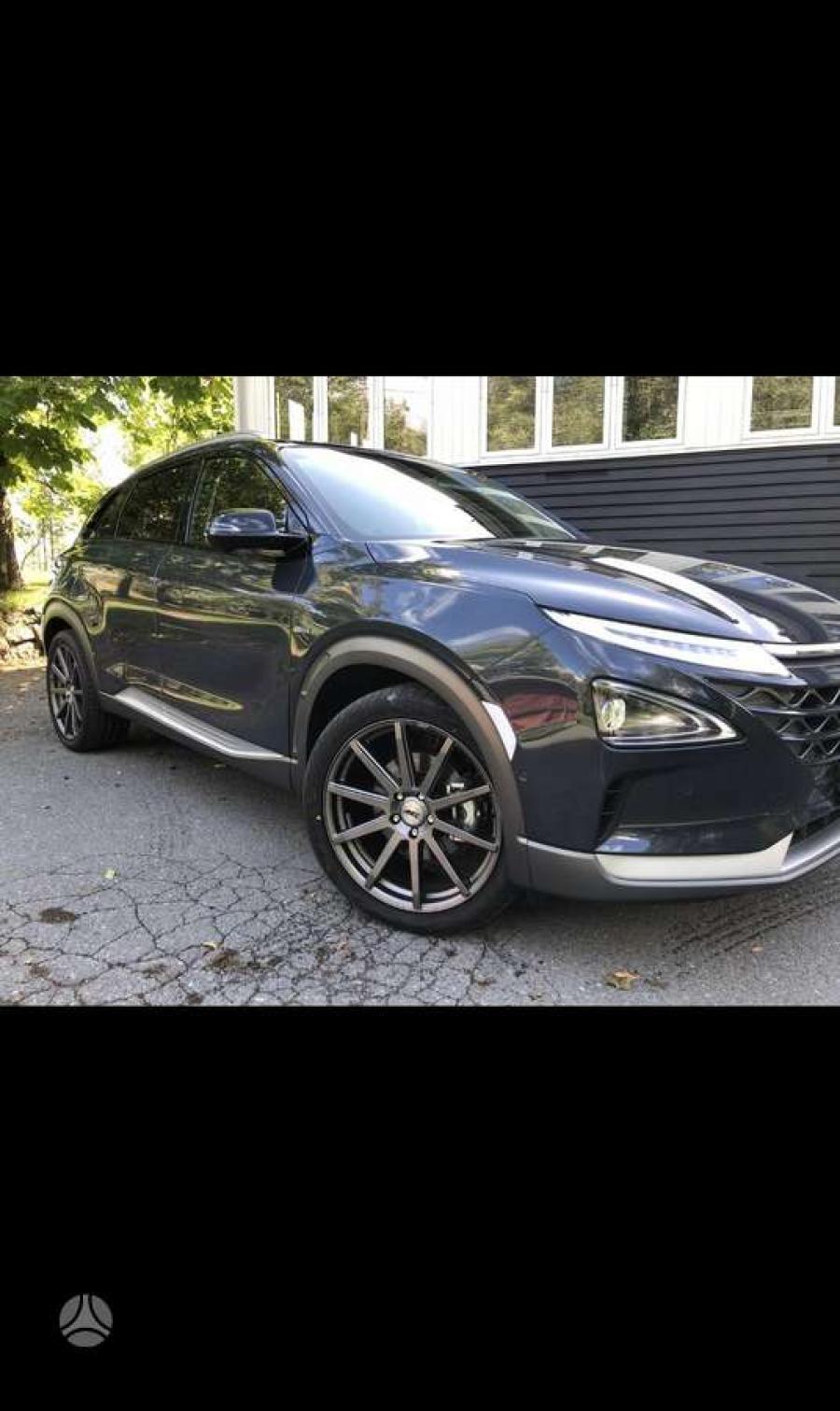 Black Hyundai NEXO 2018 in Kaunas, with an engine capacity of 0.00 L and mileage of 61 thousand km for 3500 €, photo 1 on AUTOMOTO.COM.LV