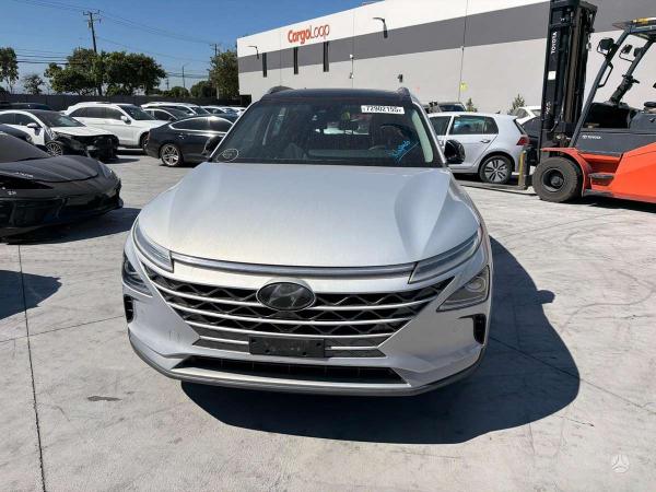 Grey Hyundai NEXO 2019 in Kaunas, with an engine capacity of 0.00 L and mileage of 124 thousand km for 6800 €, photo 4 on AUTOMOTO.COM.LV