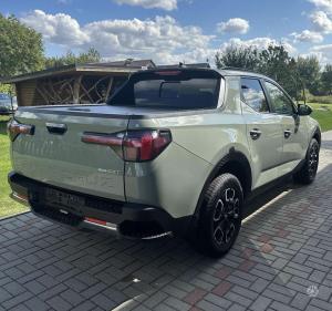 Green Hyundai Santa Cruz 2022 in Alytus, with an engine capacity of 2.50 L and mileage of 37 thousand km for 22900 €, photo 9 on AUTOMOTO.COM.LV