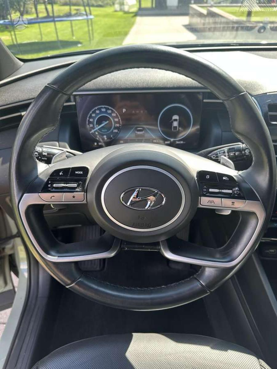 Green Hyundai Santa Cruz 2022 in Alytus, with an engine capacity of 2.50 L and mileage of 37 thousand km for 22900 €, photo 33 on AUTOMOTO.COM.LV