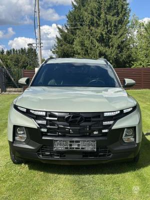 Green Hyundai Santa Cruz 2022 in Alytus, with an engine capacity of 2.50 L and mileage of 37 thousand km for 22900 €, photo 41 on AUTOMOTO.COM.LV