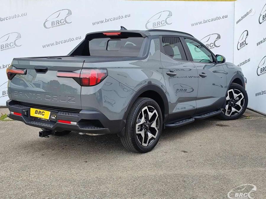 Grey Hyundai Santa Cruz 2022 in Klaipeda, with an engine capacity of 2.49 L and mileage of 22 thousand km for 29900 €, photo 3 on AUTOMOTO.COM.LV