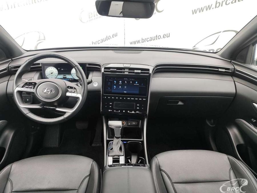 Grey Hyundai Santa Cruz 2022 in Klaipeda, with an engine capacity of 2.49 L and mileage of 22 thousand km for 29900 €, photo 5 on AUTOMOTO.COM.LV