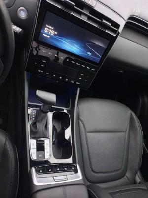 Grey Hyundai Santa Cruz 2022 in Klaipeda, with an engine capacity of 2.50 L and mileage of 22 thousand km for 29800 €, photo 6 on AUTOMOTO.COM.LV