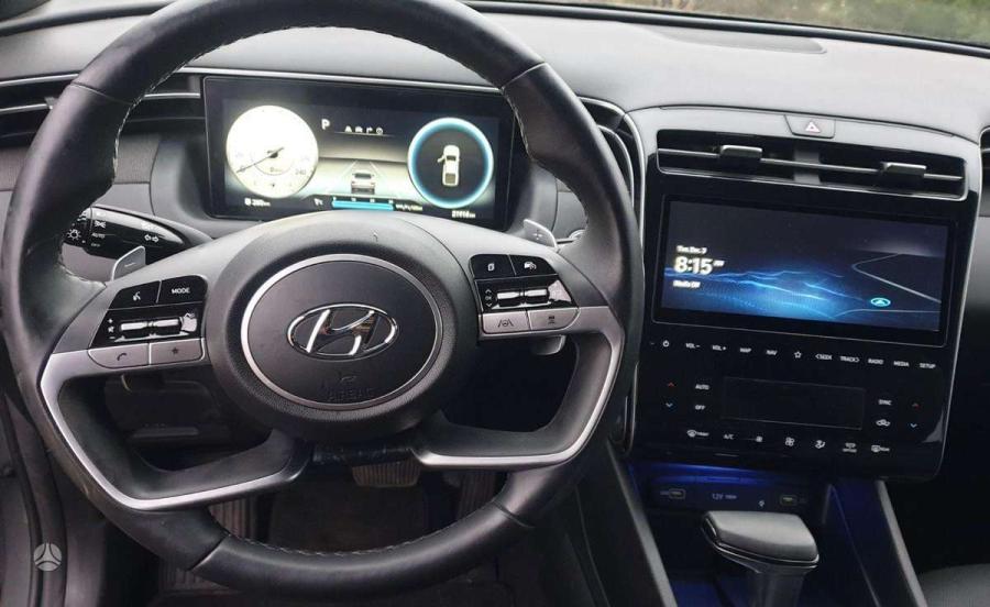 Grey Hyundai Santa Cruz 2022 in Klaipeda, with an engine capacity of 2.50 L and mileage of 22 thousand km for 29800 €, photo 7 on AUTOMOTO.COM.LV