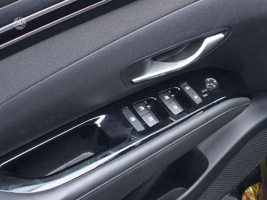 Grey Hyundai Santa Cruz 2022 in Klaipeda, with an engine capacity of 2.50 L and mileage of 22 thousand km for 29800 €, photo 10 on AUTOMOTO.COM.LV