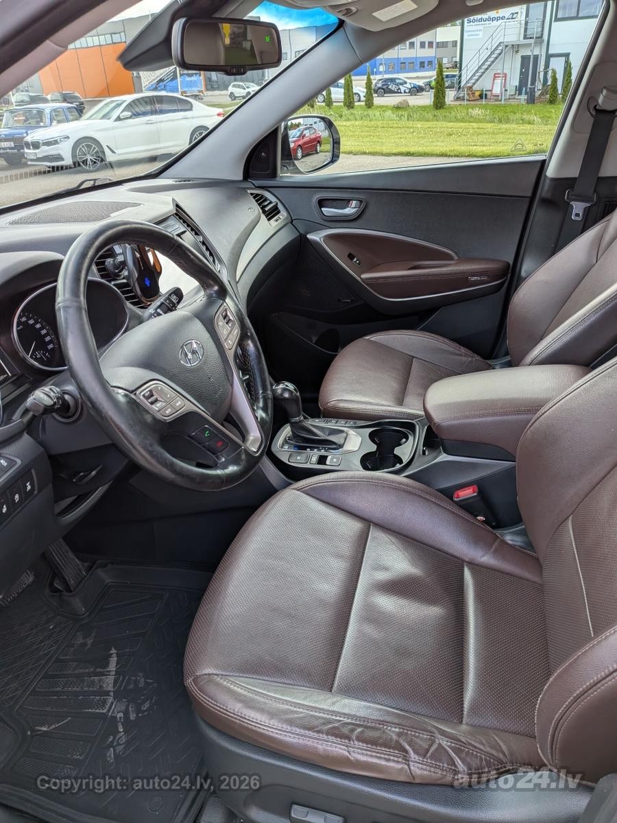 Smilšu krāsa Hyundai Santa Fe 2017 Tallina, ar dzinēja tilpumu 2.20 L un nobraukumu 258 tūkst. km par 16500 €, foto 10 vietnē AUTOMOTO.COM.LV
