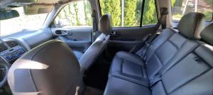 Black Hyundai Santa Fe 2003 in Vilnius, with an engine capacity of 1.99 L and mileage of 198 thousand km for 1800 €, photo 9 on AUTOMOTO.COM.LV