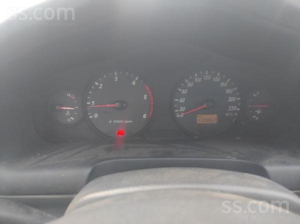 Black Hyundai Santa Fe 2004 in Valka, with an engine capacity of 2.00 L and mileage of 431 thousand km for 1600 €, photo 2 on AUTOMOTO.COM.LV