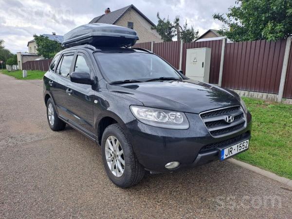 Melns Hyundai Santa Fe 2006 Daugavpils, ar dzinēja tilpumu 2.20 L un nobraukumu 212 tūkst. km par 4050 €, foto 1 vietnē AUTOMOTO.COM.LV