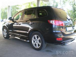 Black Hyundai Santa Fe 2006 in Jelgava, with an engine capacity of 2.20 L and mileage of 320 thousand km for 3750 €, photo 14 on AUTOMOTO.COM.LV