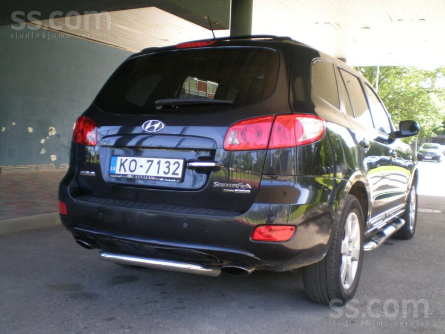 Black Hyundai Santa Fe 2006 in Jelgava, with an engine capacity of 2.20 L and mileage of 320 thousand km for 3750 €, photo 15 on AUTOMOTO.COM.LV