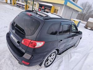 Black Hyundai Santa Fe 2006 in Kaunas, with an engine capacity of 2.20 L and mileage of 369 thousand km for 3650 €, photo 7 on AUTOMOTO.COM.LV