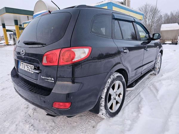 Black Hyundai Santa Fe 2006 in Kaunas, with an engine capacity of 2.20 L and mileage of 369 thousand km for 3650 €, photo 9 on AUTOMOTO.COM.LV