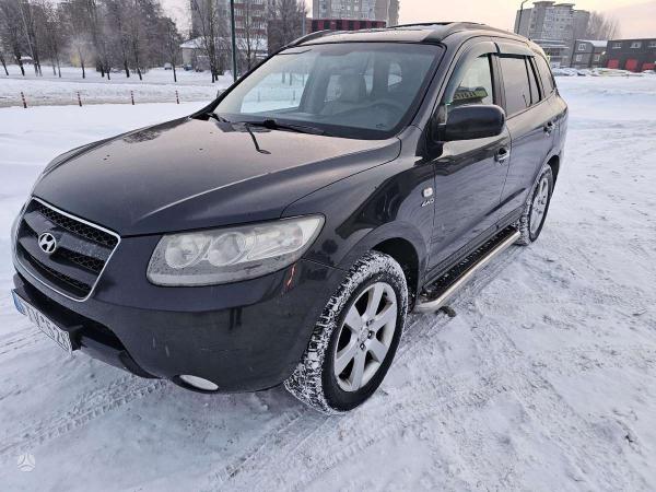 Black Hyundai Santa Fe 2006 in Kaunas, with an engine capacity of 2.20 L and mileage of 369 thousand km for 3650 €, photo 10 on AUTOMOTO.COM.LV