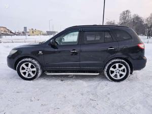 Black Hyundai Santa Fe 2006 in Kaunas, with an engine capacity of 2.20 L and mileage of 369 thousand km for 3650 €, photo 14 on AUTOMOTO.COM.LV