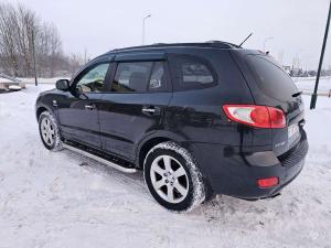 Black Hyundai Santa Fe 2006 in Kaunas, with an engine capacity of 2.20 L and mileage of 369 thousand km for 3650 €, photo 16 on AUTOMOTO.COM.LV