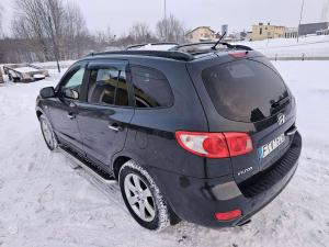 Black Hyundai Santa Fe 2006 in Kaunas, with an engine capacity of 2.20 L and mileage of 369 thousand km for 3650 €, photo 17 on AUTOMOTO.COM.LV