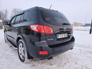 Black Hyundai Santa Fe 2006 in Kaunas, with an engine capacity of 2.20 L and mileage of 369 thousand km for 3650 €, photo 18 on AUTOMOTO.COM.LV