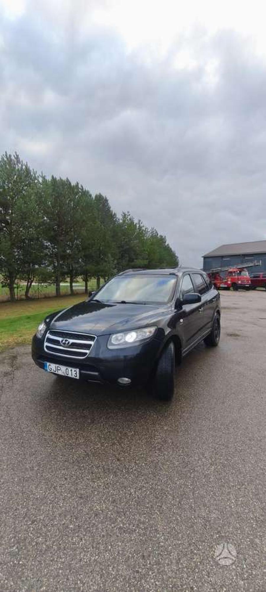 Melns Hyundai Santa Fe 2006 Kauņa, ar dzinēja tilpumu 1.99 L un nobraukumu 360 tūkst. km par 3200 €, foto 5 vietnē AUTOMOTO.COM.LV