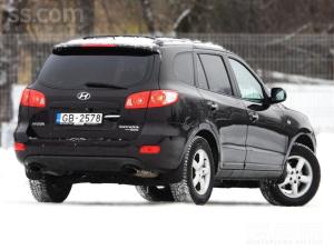 Black Hyundai Santa Fe 2006 in Riga, with an engine capacity of 2.20 L and mileage of 344 thousand km for 4900 €, photo 7 on AUTOMOTO.COM.LV