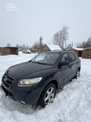 Black Hyundai Santa Fe 2006 in Vilnius, with an engine capacity of 2.20 L and mileage of 347 thousand km for 3000 €, photo  on AUTOMOTO.COM.LV
