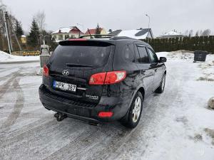 Melns Hyundai Santa Fe 2006 Viļņa, ar dzinēja tilpumu 2.19 L un nobraukumu 296 tūkst. km par 3890 €, foto 4 vietnē AUTOMOTO.COM.LV