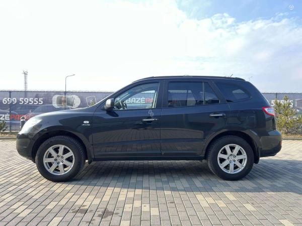 Melns Hyundai Santa Fe 2006 Šauļi, ar dzinēja tilpumu 2.20 L un nobraukumu 228 tūkst. km par 4900 €, foto 5 vietnē AUTOMOTO.COM.LV
