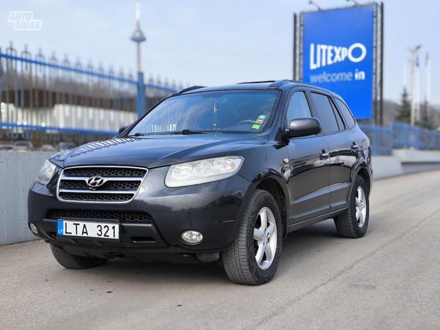 Melns Hyundai Santa Fe 2006 Viļņa, ar dzinēja tilpumu 2.20 L un nobraukumu 233 tūkst. km par 4500 €, foto 1 vietnē AUTOMOTO.COM.LV