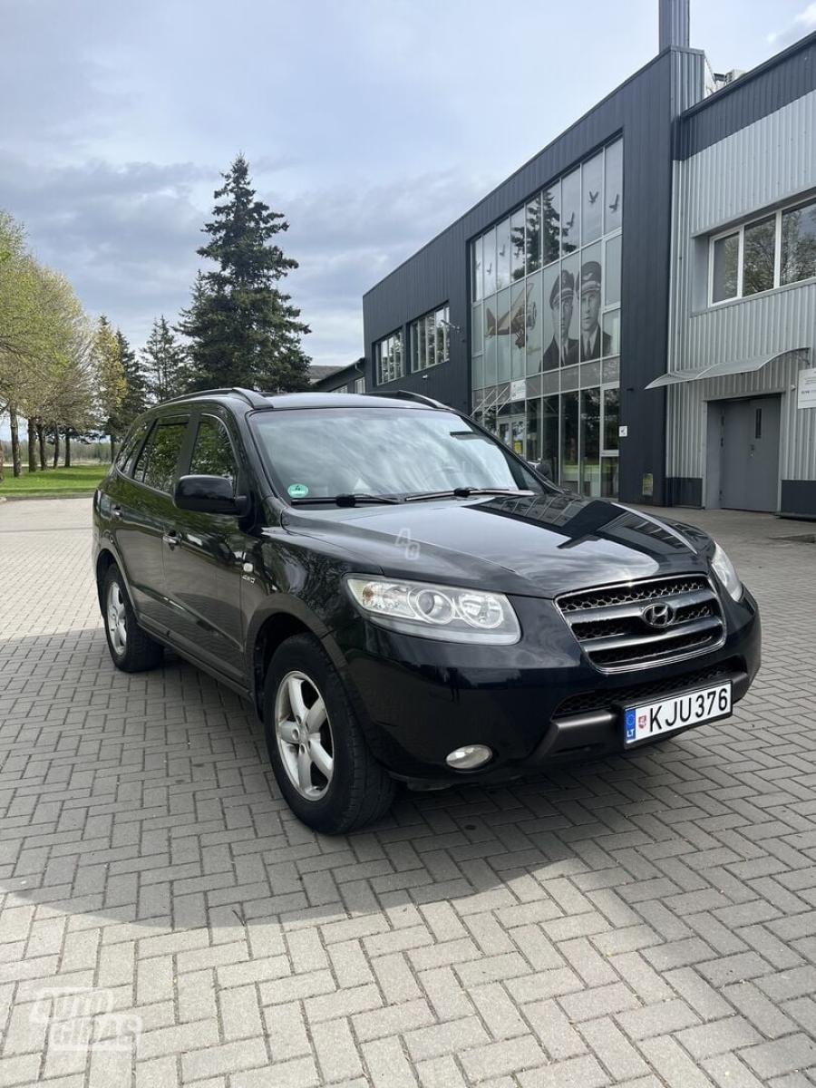 Melns Hyundai Santa Fe 2006 Šilalė, ar dzinēja tilpumu 2.20 L un nobraukumu 305 tūkst. km par 2650 €, foto 4 vietnē AUTOMOTO.COM.LV