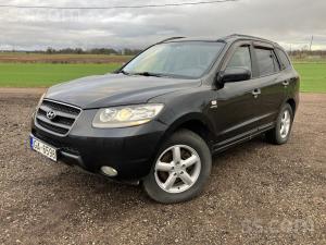 Black Hyundai Santa Fe 2006 in Talsi, with an engine capacity of 2.20 L and mileage of 275 thousand km for 3700 €, photo 7 on AUTOMOTO.COM.LV