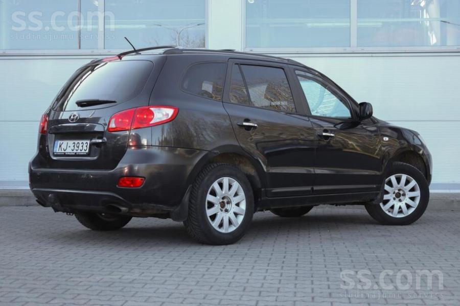 Melns Hyundai Santa Fe 2006 Rīga, ar dzinēja tilpumu 2.20 L un nobraukumu 0 tūkst. km par 2995 €, foto 7 vietnē AUTOMOTO.COM.LV