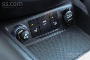 Melns Hyundai Santa Fe 2006 Rīga, ar dzinēja tilpumu 2.20 L un nobraukumu 0 tūkst. km par 2995 €, foto 12 vietnē AUTOMOTO.COM.LV