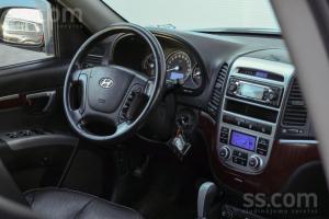 Melns Hyundai Santa Fe 2006 Rīga, ar dzinēja tilpumu 2.20 L un nobraukumu 0 tūkst. km par 2995 €, foto 18 vietnē AUTOMOTO.COM.LV