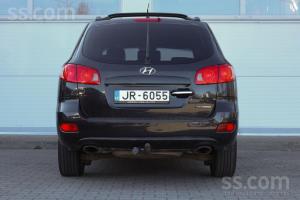 Melns Hyundai Santa Fe 2006 Rīga, ar dzinēja tilpumu 2.20 L un nobraukumu 0 tūkst. km par 2995 €, foto 5 vietnē AUTOMOTO.COM.LV