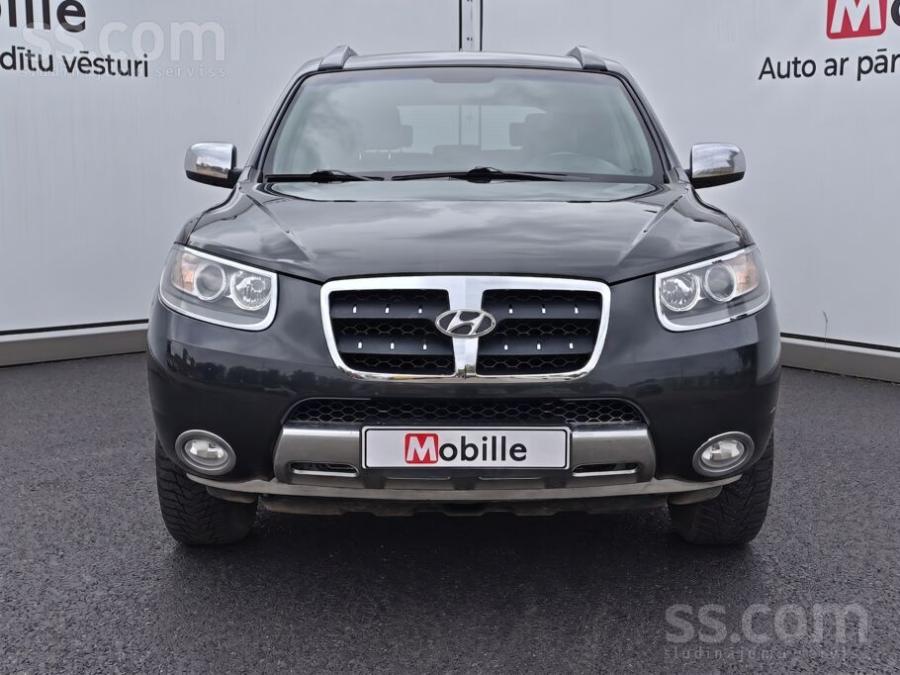 Melns Hyundai Santa Fe 2006 Rīga, ar dzinēja tilpumu 2.20 L un nobraukumu 266 tūkst. km par 3650 €, foto 3 vietnē AUTOMOTO.COM.LV