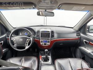 Melns Hyundai Santa Fe 2006 Rīga, ar dzinēja tilpumu 2.20 L un nobraukumu 266 tūkst. km par 3650 €, foto 8 vietnē AUTOMOTO.COM.LV