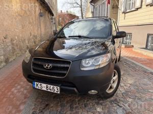 Black Hyundai Santa Fe 2006 in Cesis, with an engine capacity of 2.20 L and mileage of 432 thousand km for 2290 €, photo 8 on AUTOMOTO.COM.LV