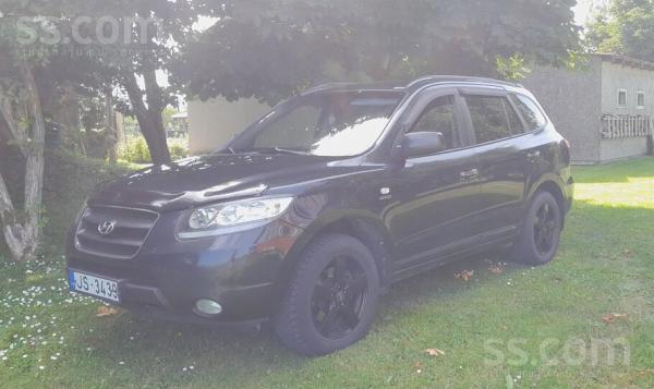 Melns Hyundai Santa Fe 2006 Ventspils, ar dzinēja tilpumu 2.20 L un nobraukumu 281 tūkst. km par 3000 €, foto 3 vietnē AUTOMOTO.COM.LV