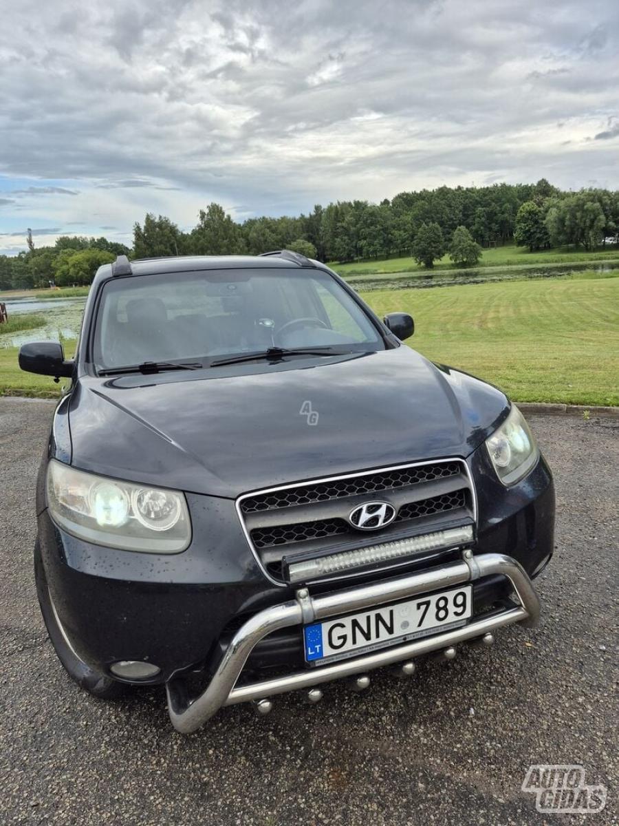 Melns Hyundai Santa Fe 2006 Viļņa, ar dzinēja tilpumu 2.20 L un nobraukumu 256 tūkst. km par 4500 €, foto 4 vietnē AUTOMOTO.COM.LV